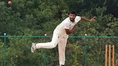 Ranji Trophy: Jalaj strikes after Ishan ton | Cricket News - Times of India