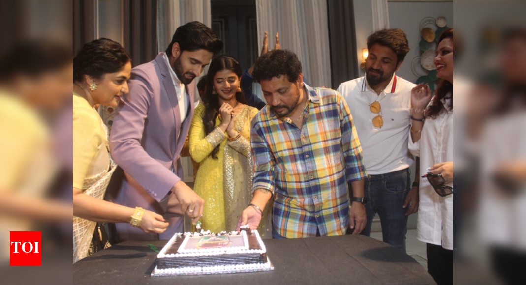 ‘Saavi Ki Savaari’ cast celebrate the completion of 100 episodes ...