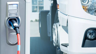 India's electric vehicles value chain revenue pool expected to reach ...