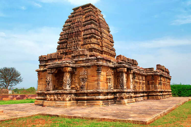 A day at the UNESCO heritage site of Pattadakal Temple | Times of India ...