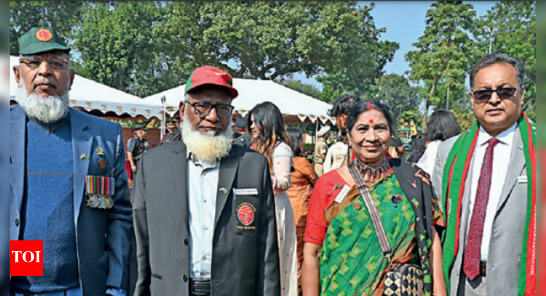 Nights In Bunkers To Guerrilla Warfare, Mukti Joddhas Recount Tales Of ...