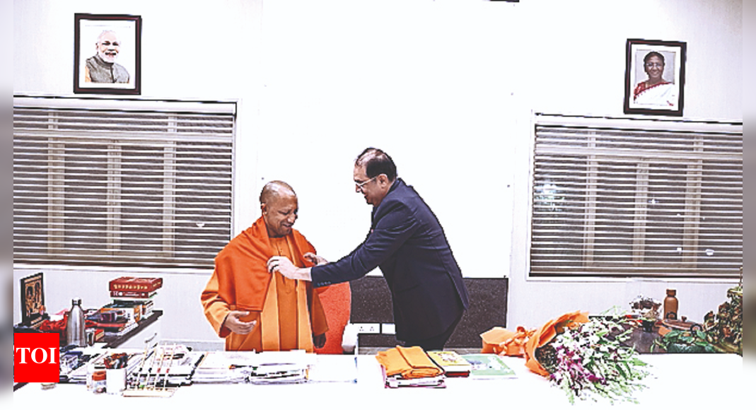 Raza: Mohsin Raza Urges Cm To Bring New Sports Policy | Lucknow News ...