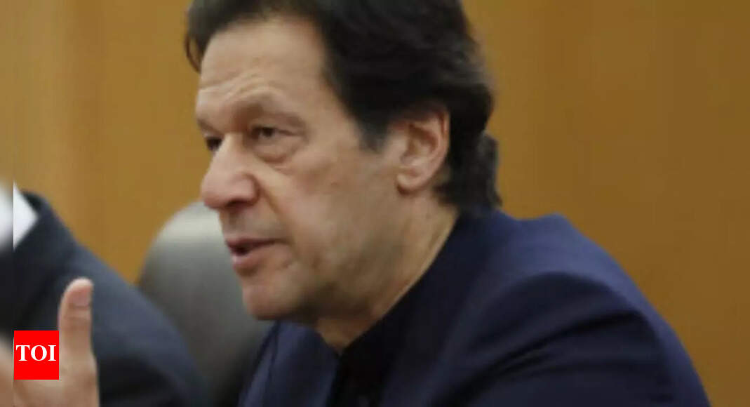 Imran Khan on a mission to bring "political and economic instability ...