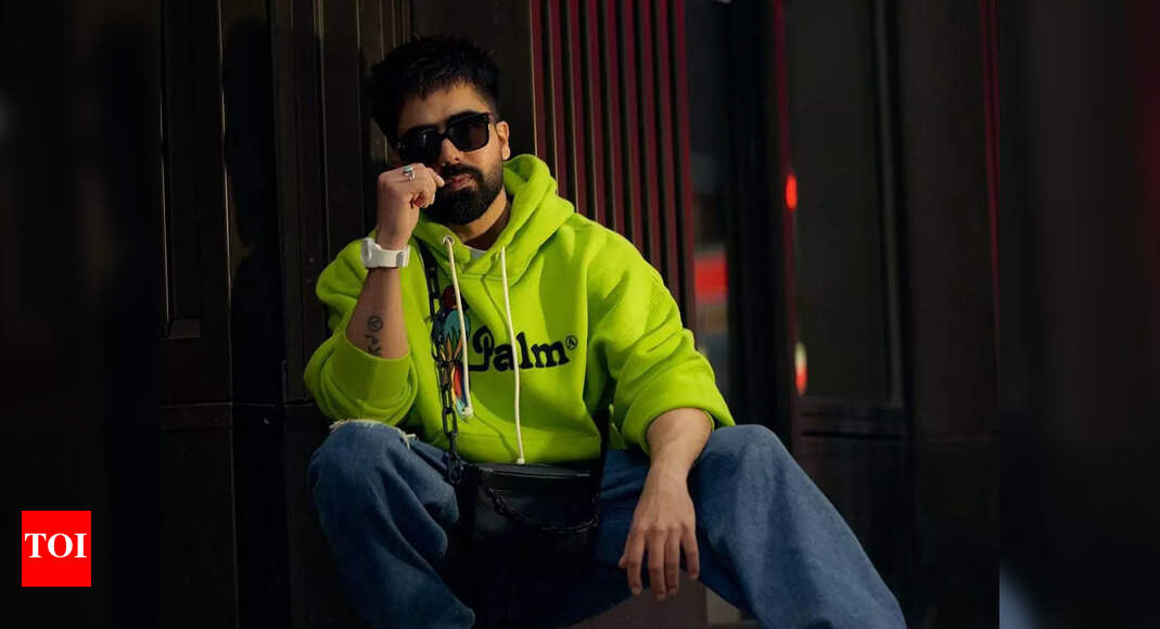 Harrdy Sandhu completes a decade in the industry, thanks fans for their ...