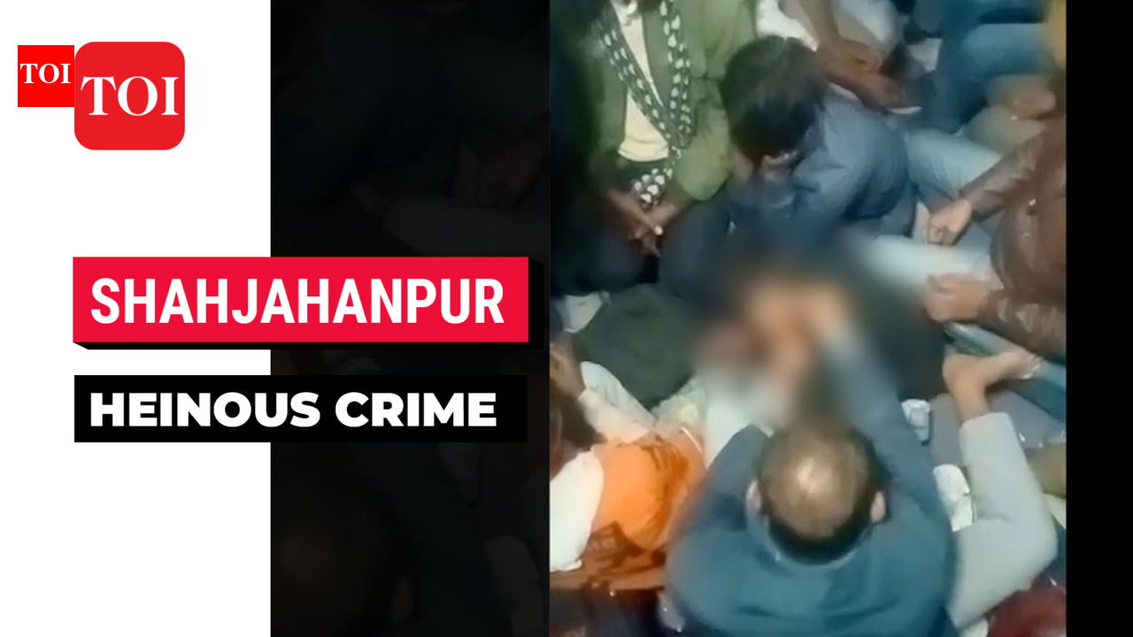UP: Man thrown off moving train in Shahjahanpur, dies