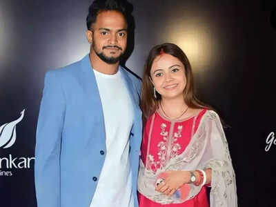 Newly married Devoleena Bhattacharjee attends first public event with ...