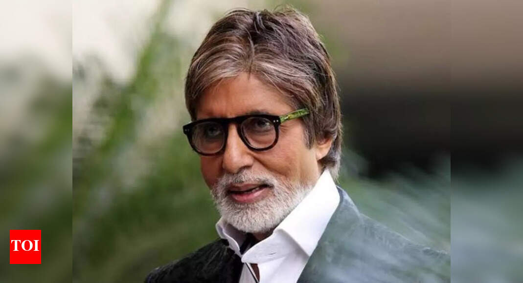 Amitabh Bachchan recalls playing cricket between shots, despite bat ...