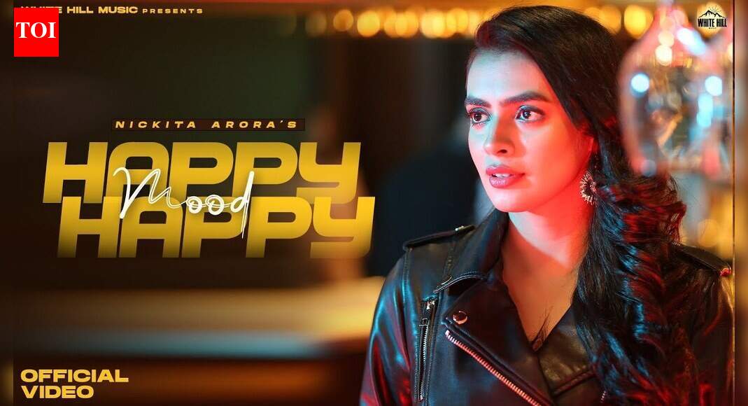 Watch Latest Punjabi Song 'Happy Happy Mood' Sung By Manisha Sharma