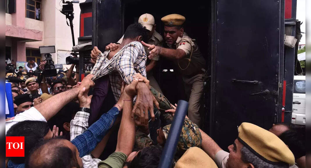 Udaipur: Udaipur tailor killing: NIA files charge sheet against 11, including two Pakistanis ...