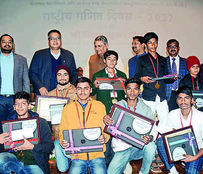 Young Scholars Awarded Prizes On National Mathematics Day | Patna News ...