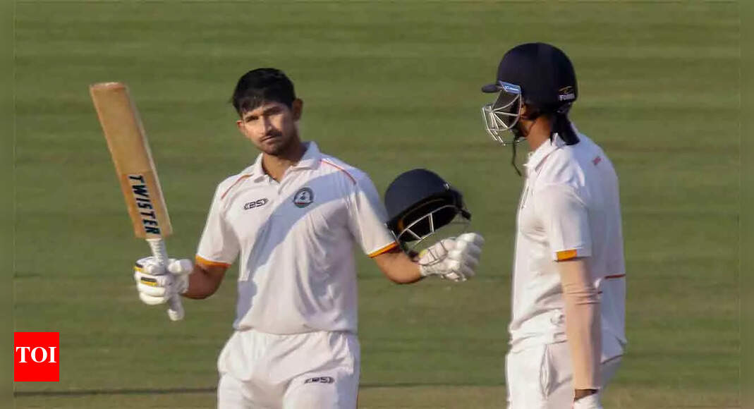 Ganesh Satish helps Vidarbha wrest back initiative vs Tripura on Day 3 ...