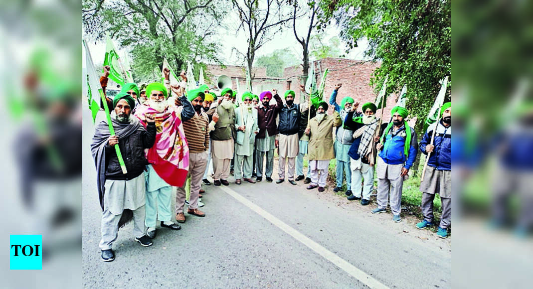 Ekta Ugrahan: Support For Protest Against Distillery Pollution Grows ...