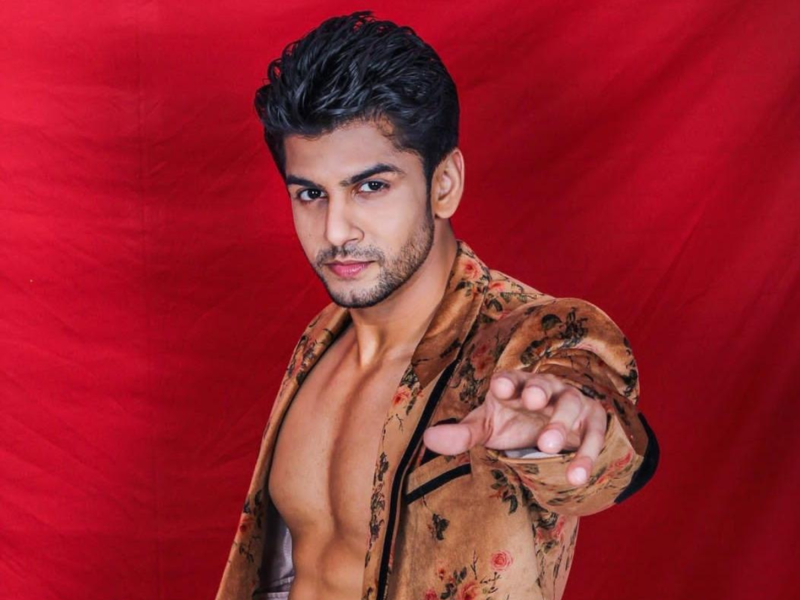 “Yeh Jhuki Jhuki Si Nazar” fame Krish Pathak on celebrating Christmas ...