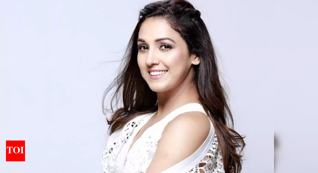 Neeti Mohan wants to make an album with top 'Li'l Champs' - Times of India