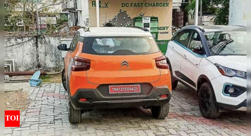 Citroen eC3 EV spied at charging station beside Nexon EV: Check ...