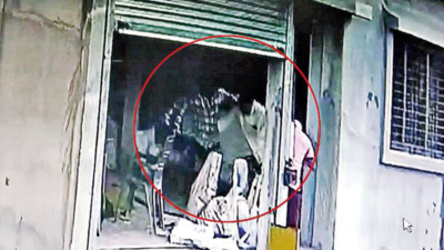 Kosad: Triple Murder: Minor Stabbed Trio In 3 Minutes | Surat News ...