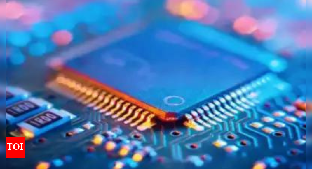 Samsung Elec to expand chip production at largest plant next year ...