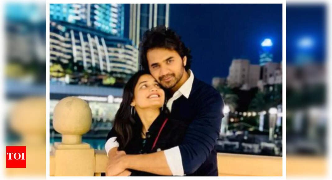 Hruta Durgule wishes hubby Prateek Shah his birthday with a heartfelt ...