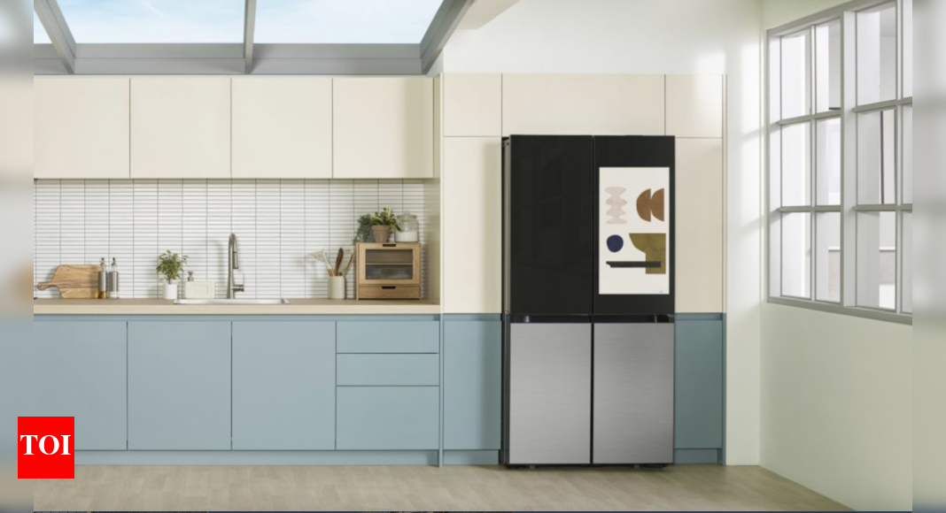 Samsung: Samsung's new fridge comes with a 32-inch display: All the ...
