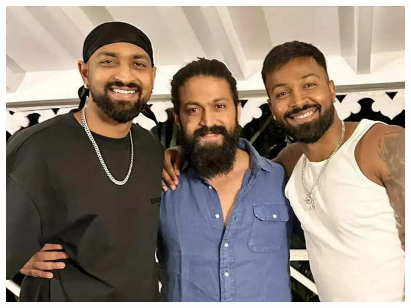 Hardik Pandya poses with Yash and his brother Krunal Pandya; See Pics ...
