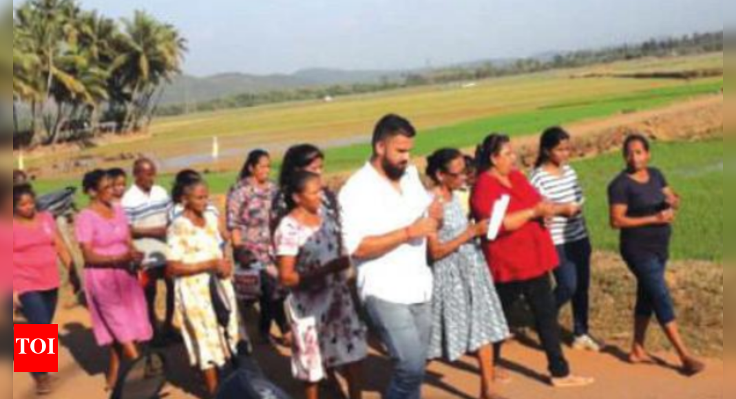 Curtorim farmers protest mega project near Solbem lake | Goa News ...