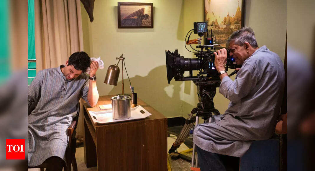 Sandip Ray explains how Indraneil Sengupta became the new Feluda ...