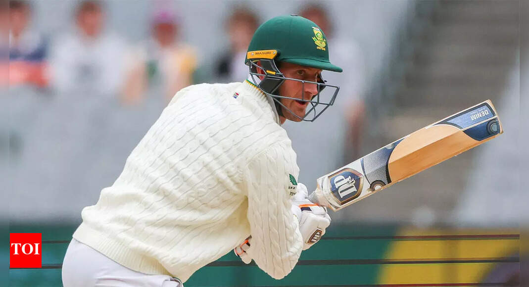 South Africa's Theunis de Bruyn to miss third Test against Australia ...