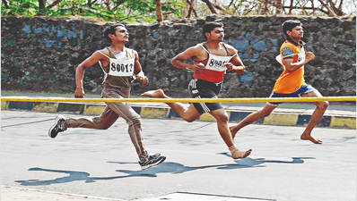 Hingoli: Police Recruitment Run On Highway In Hingoli | Chhatrapati ...