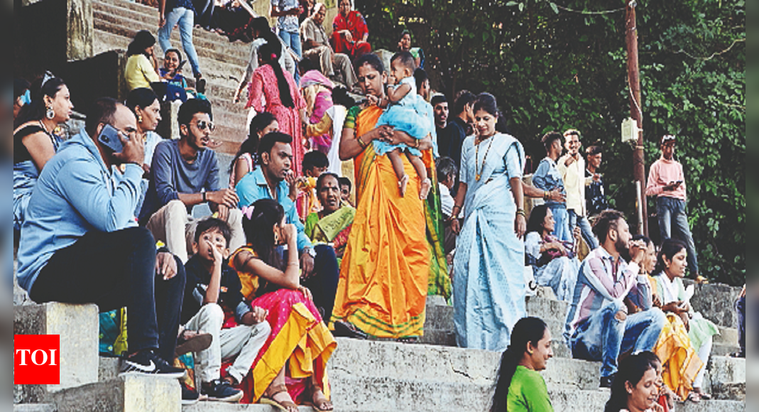 New Year: Revelers Throng Tourist Spots In Nashik On New Year’s Eve ...