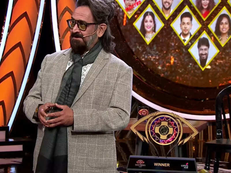 Bigg Boss Marathi 4: Host Mahesh Manjrekar shares a glimpse of the ...