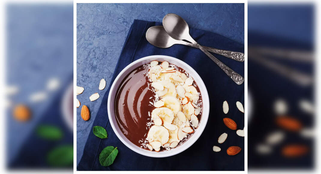 Hot Chocolate Breakfast Bowl Recipe: How to make Hot Chocolate Breakfast Bowl Recipe at Home ...