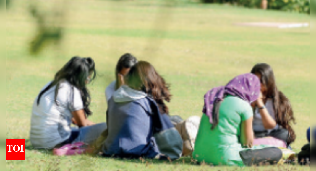 Sad: Feeling Sad? Persistent Chill Could Be Reason, Say Docs ...