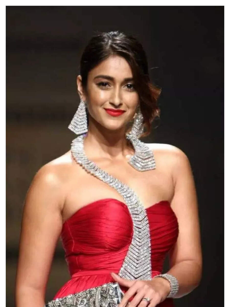 10 Adorable Fashion Styles Of Ileana | Times of India