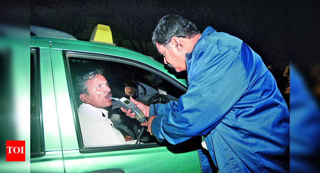 Only 78 cases of drunk driving on New Year’s eve - Times of India