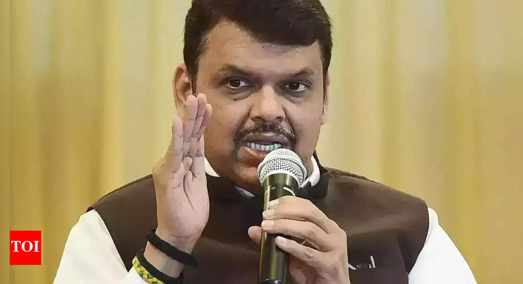 Fadnavis: Single-window System For Self-redevelopment Projects | Pune ...