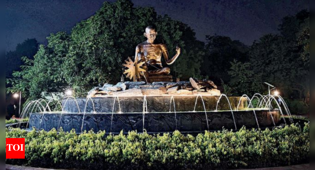 Constitution: Samvidhan Park: A Journey From Drafting Panel To Its ...