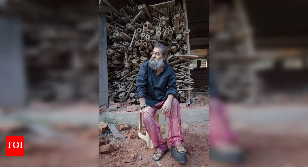 Mohiner Ghoraguli singer Tapas Bapi Das suffering from cancer; Rupam ...