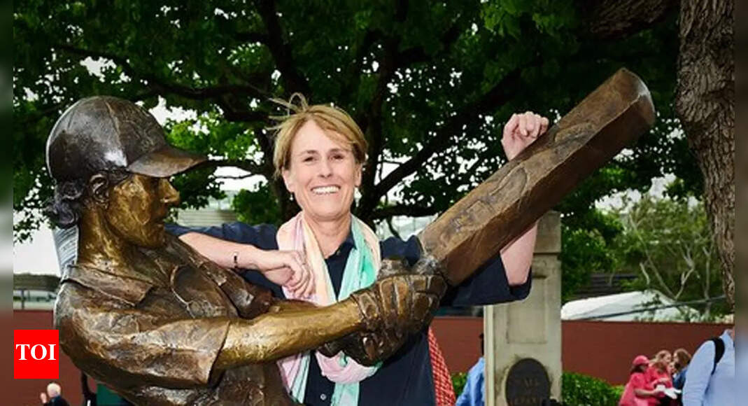 Statue of Australia's former women's captain Belinda Clark unveiled at ...