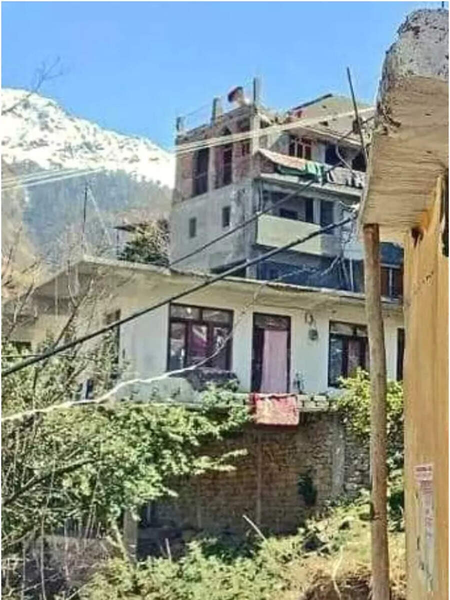 Joshimath town ‘living on atom bomb’: Ground report | Times of India