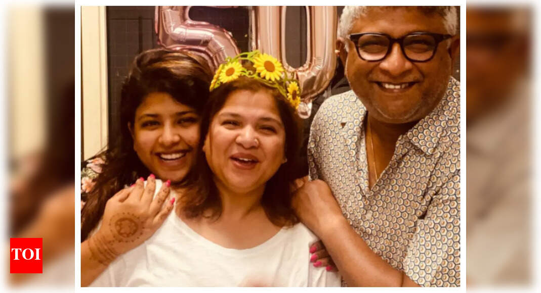 Kedar Shinde wishes his wife Bela Shinde on her birthday with a ...