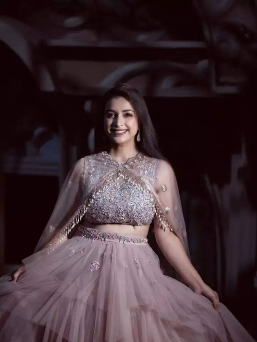 Swetha Changappa's glamorous looks from her recent photoshoots | Times ...