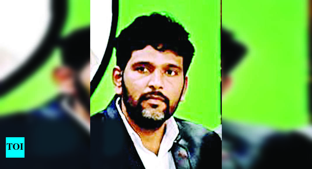 Satish Uke: Land Grab Case: Police Book Satish Uke, Six Others ...