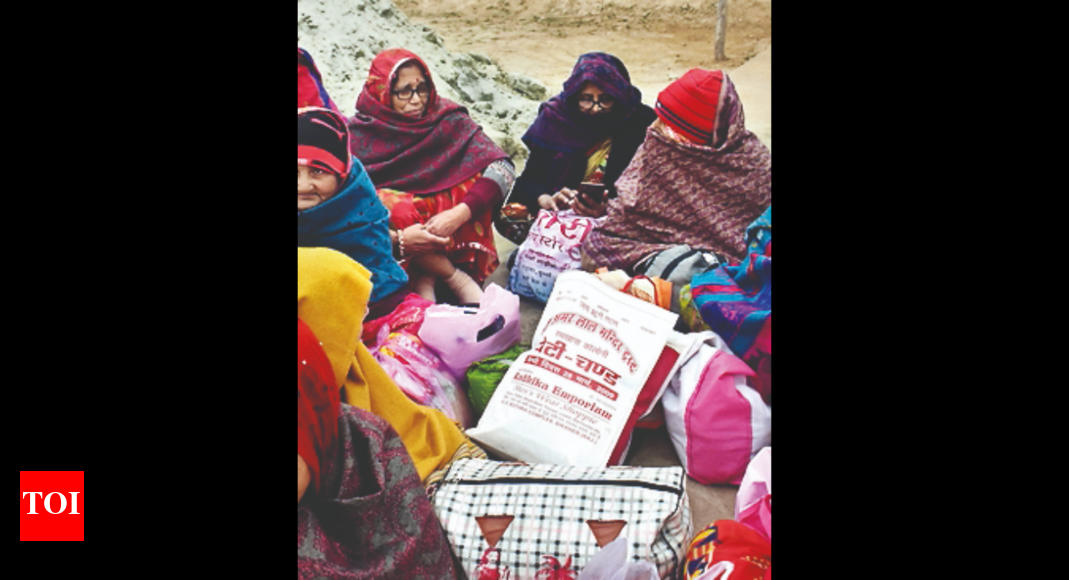 Kalpwas: Month-long Kalpwas At Sangam Begins With Paush Purnima Snan ...