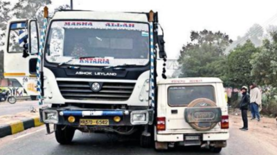 Illegal Miners Hit Mining Dept Vehicle, Booked | Gurgaon News - Times ...