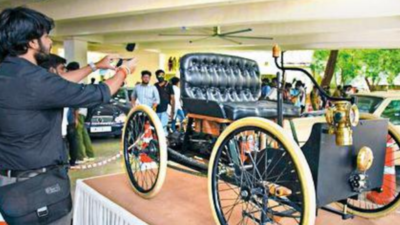Coimbatore Vizha: Vintage Car Expo Draws Large Crowd | Coimbatore News ...
