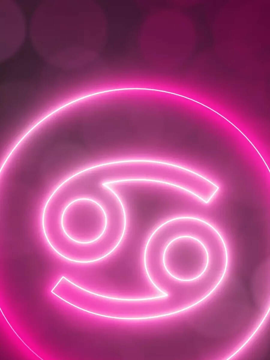 Cancer Horoscope: Weekly astrological predictions on love, health and ...