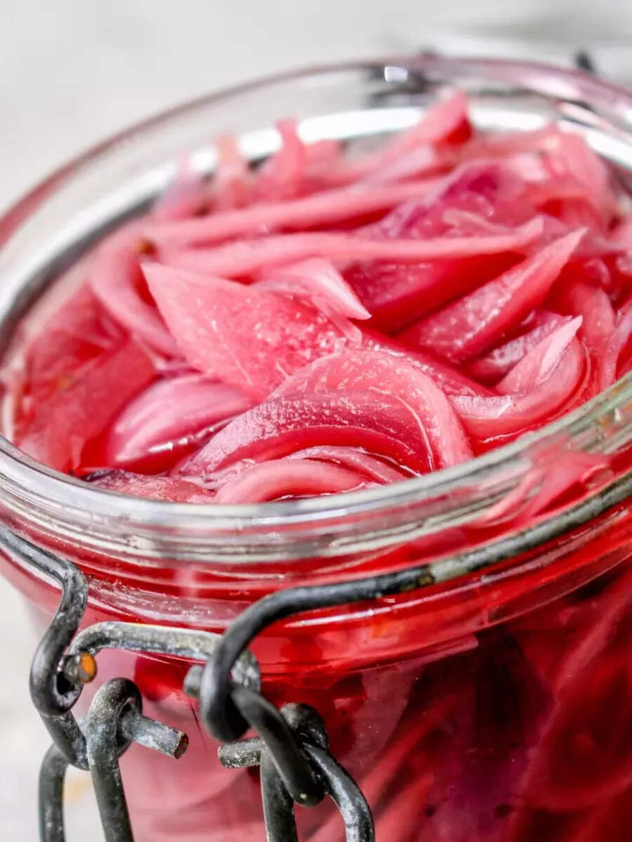 Instant Onion Pickle that can help enhance the taste of your dishes ...