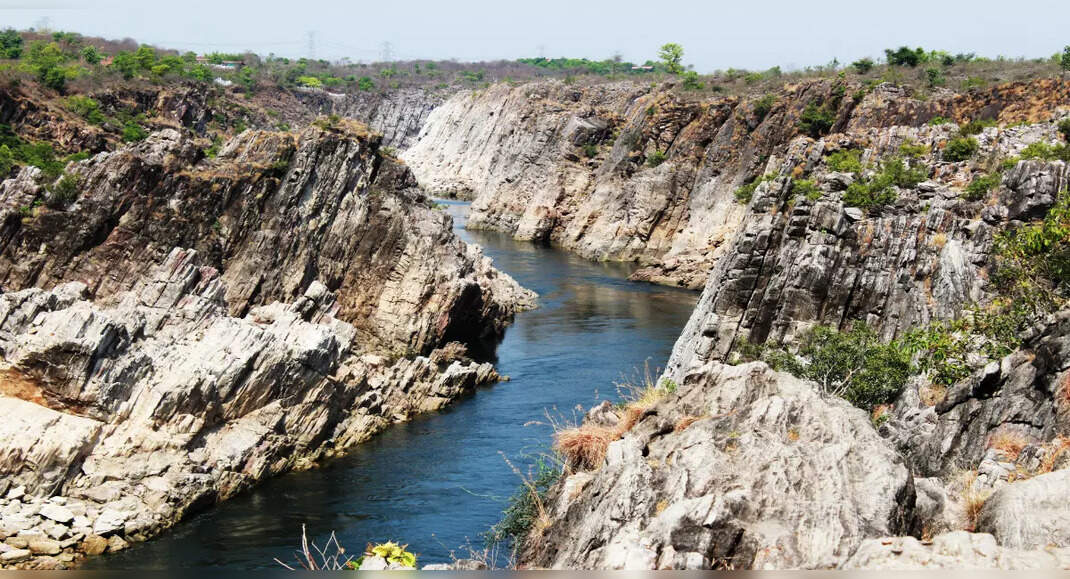 Jabalpur’s Bhedaghat Marble Rocks will leave you stunned | TimesTravel
