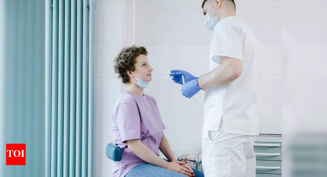 Xbb: XBB.1.5 Covid variant quickly growing in US - Times of India