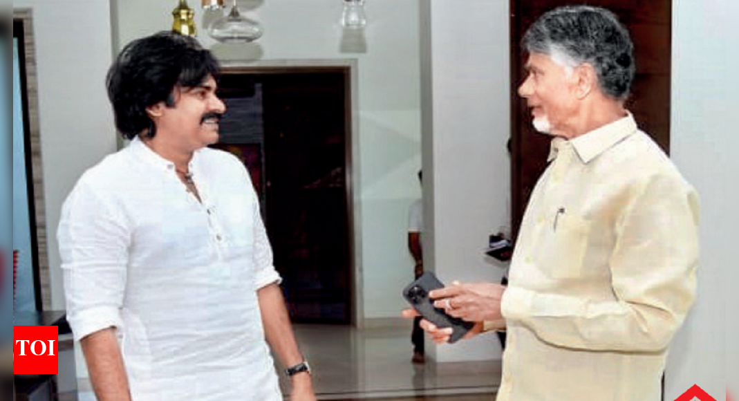 Pawan: N Chandrababu Naidu meets Pawan in Hyderabad, sets up unity forum in Andhra Pradesh ...